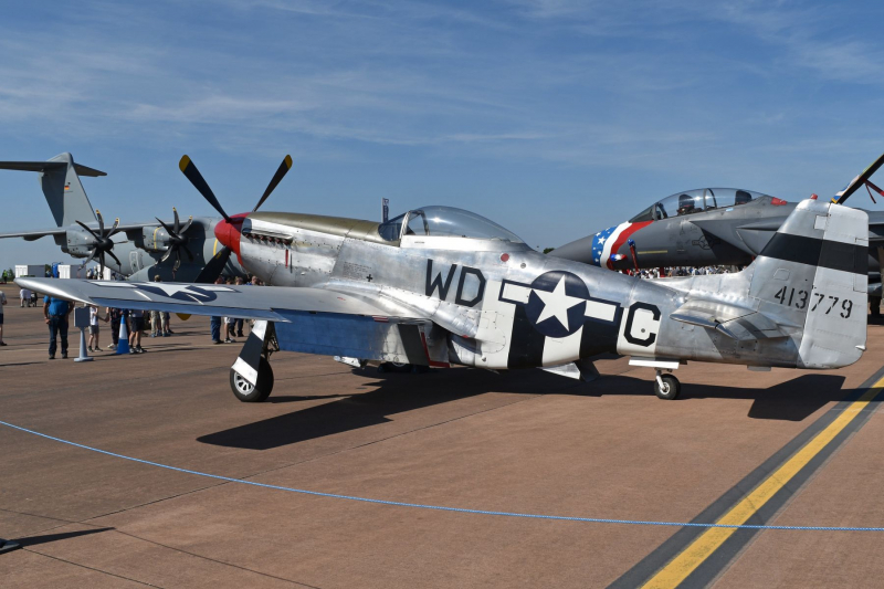 P-51D Mustang - G-CMDK